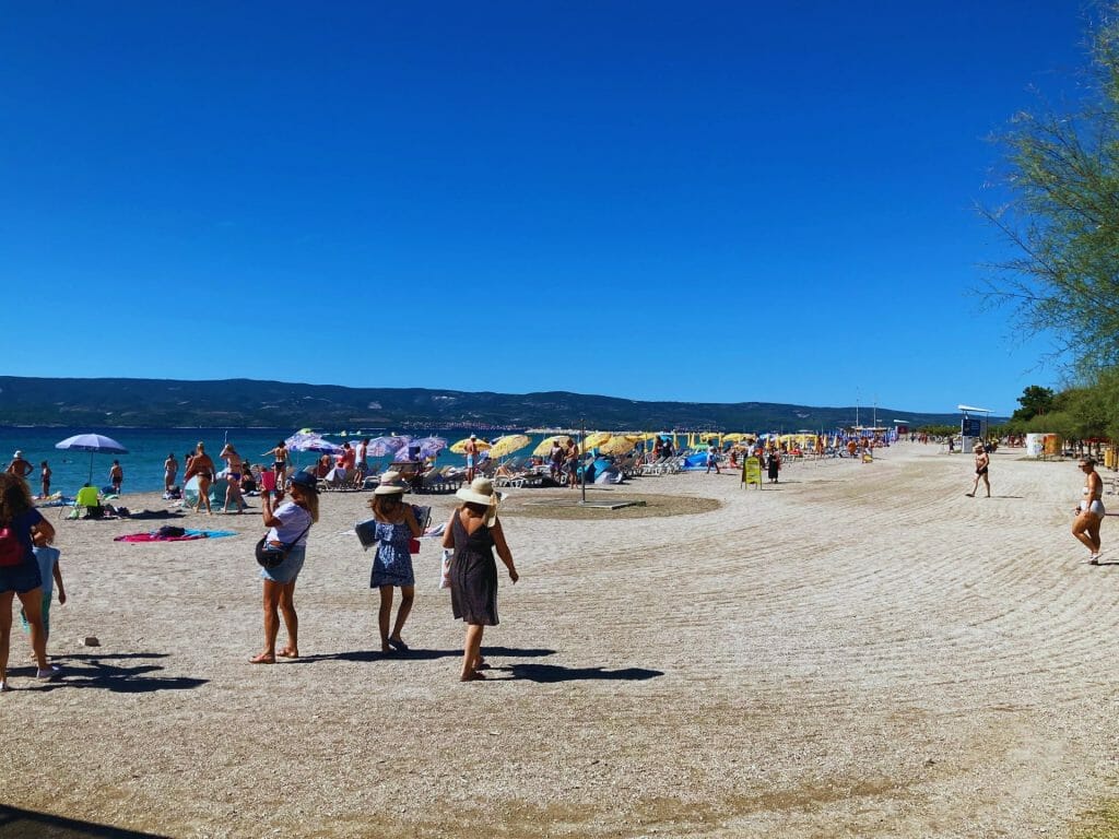 9 Best Beaches in Omiš: Sun, Sand, and Sea – CroatiaWanderlust